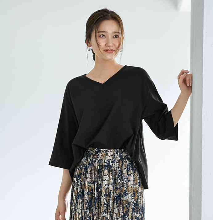 DIORAMA CUT SEW TOPS _2